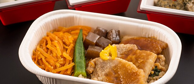 Inflight dining (JAL Economy Class) - JAL International Flights