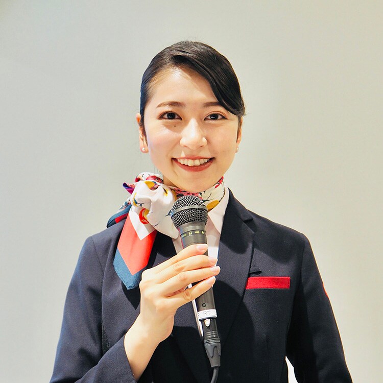 JAL | 〔先着10名様限定！/新千歳空港開催〕JALおもてなし講座＆カウンター・ゲートでのグランドスタッフ体験特典