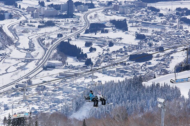 Skiing in Niigata: The Birthplace of Japanese Skiing - JAPAN AIRLINES (JAL)